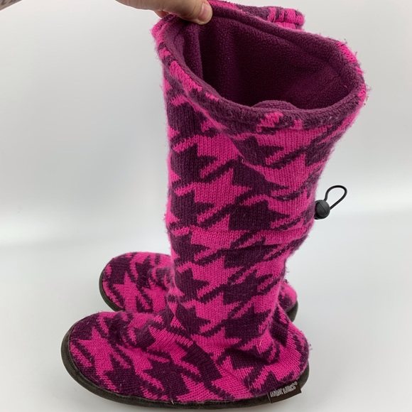 Muk Luks | Shoes | Mukluks Tall Pink Houndstooth Slipper Boots Sz L ...